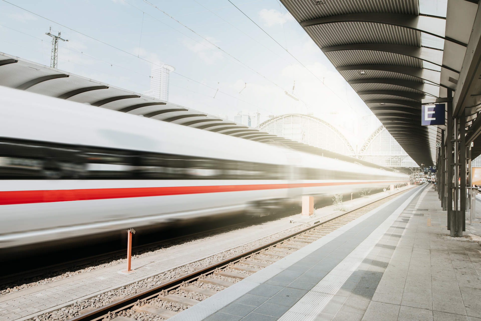 WLAN im ICE: So bekommen Sie schnelles Internet im Zug